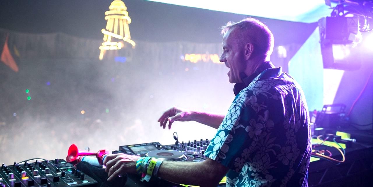 How To Read A Crowd (And What Happens If You Don't) - Digital DJ Tips