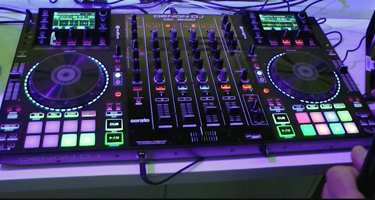 My First Gig With The Denon DJ MCX8000 - Digital DJ Tips