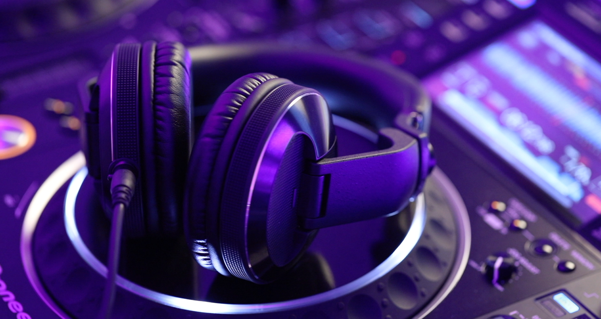Pioneer DJ HDJ-X10 Headphones Review - Digital DJ Tips