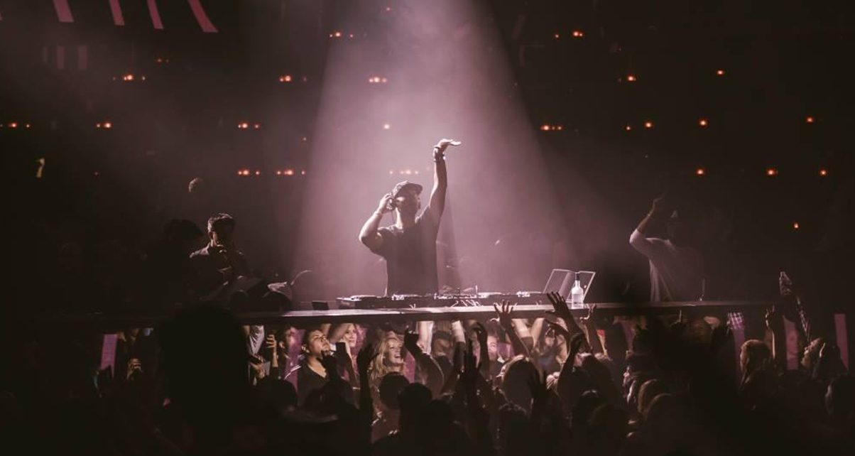 The Definitive Guide To Promoting Your Bar & Club DJ Residencies ...