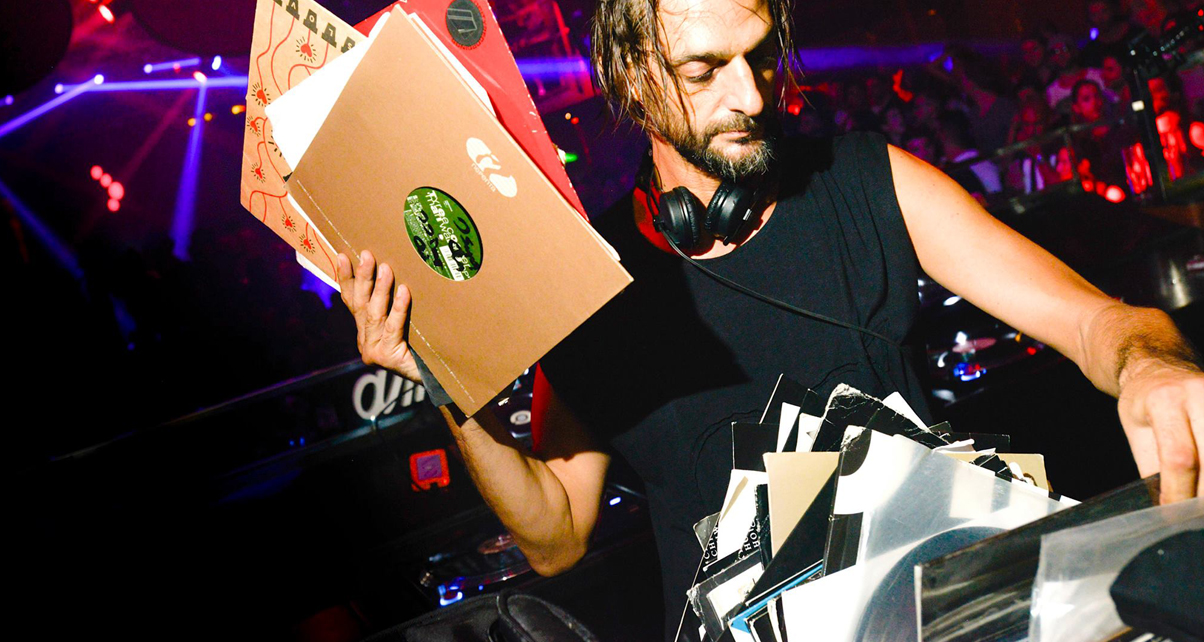 Use The "Prepare Crate" To Make Your DJ Sets Better - Digital DJ Tips