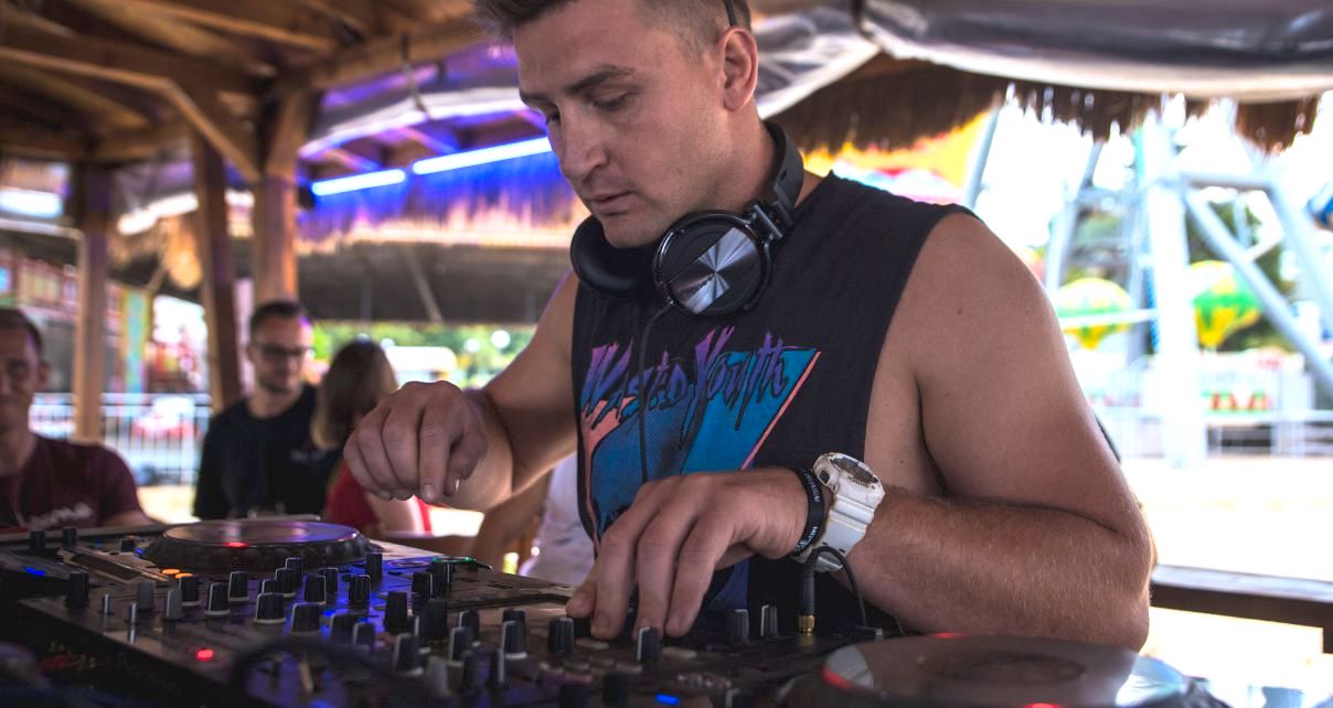 Find Time To Learn DJing (PROVEN Method For Busy People)