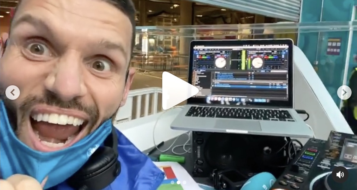 What A DJ Moment! (Scroll Through All 3 Slides...) - Digital DJ Tips