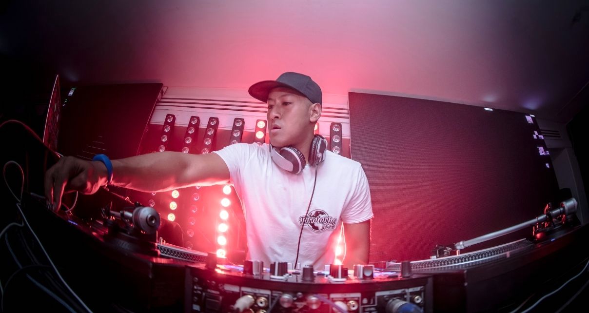 How To Be A Genre Fluid DJ - Digital DJ Tips