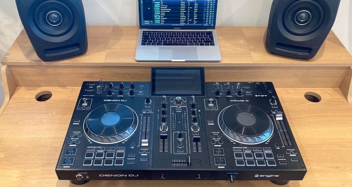 Glorious Vintage Music Station Review - Digital DJ Tips