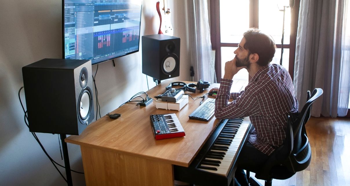 7 Things To Consider When Setting Up A First Home Music Studio
