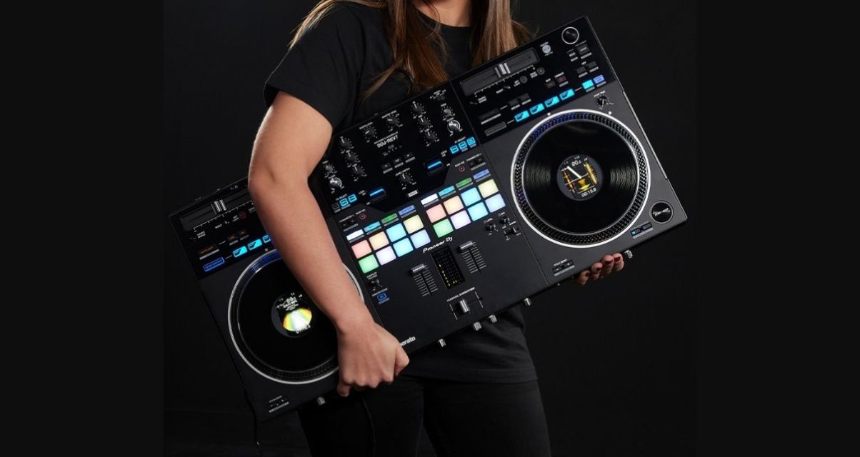 Which Are the Best Motorised DJ Jogwheels? - Digital DJ Tips