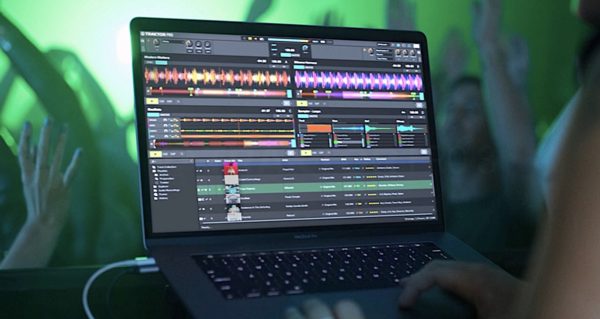 How To DJ With Digital DJ Controllers & Pro Gear - Digital DJ Tips