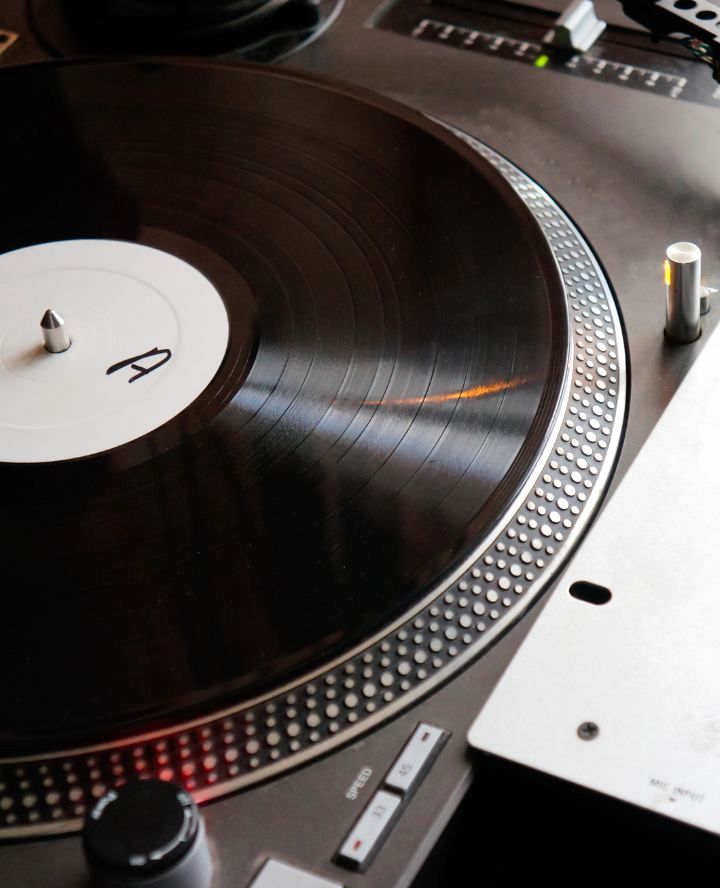 Roundup: The 10 Best DJ Turntables Of 2025 - Digital DJ Tips