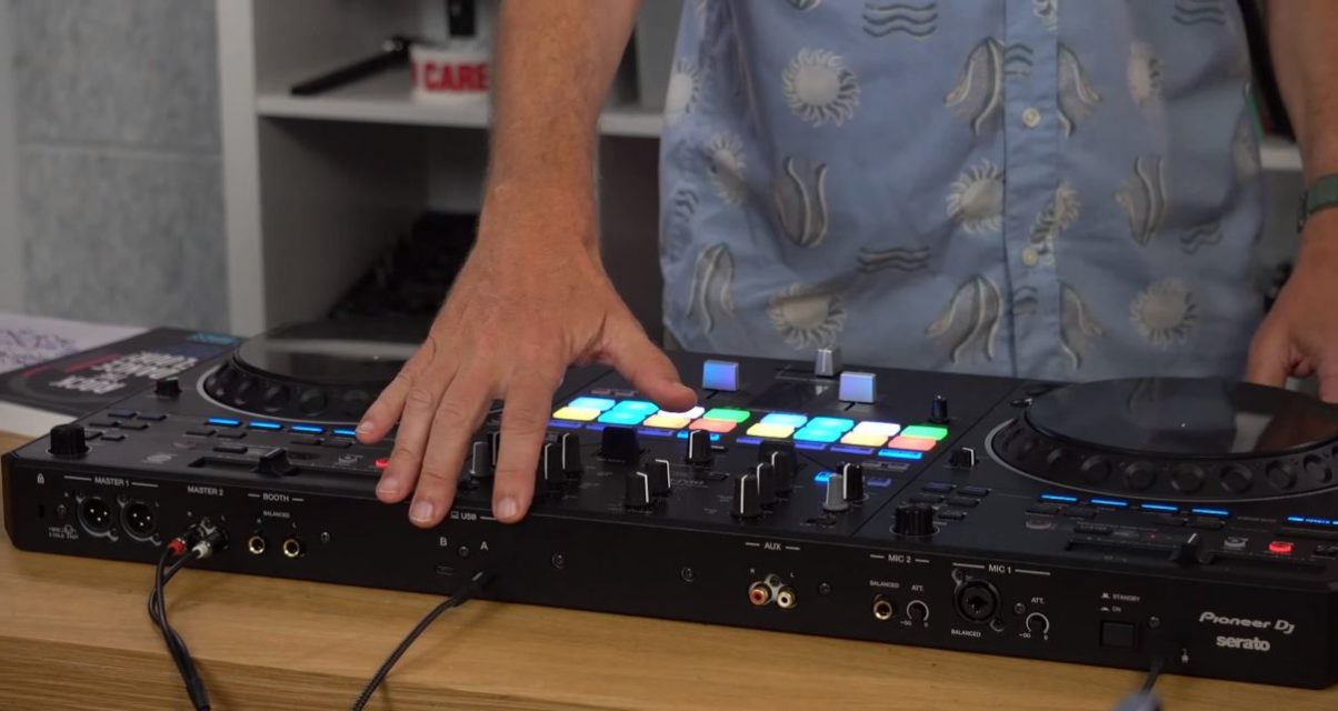 Pioneer DJ DDJ-REV5 Serato DJ Controller Review - Digital DJ Tips