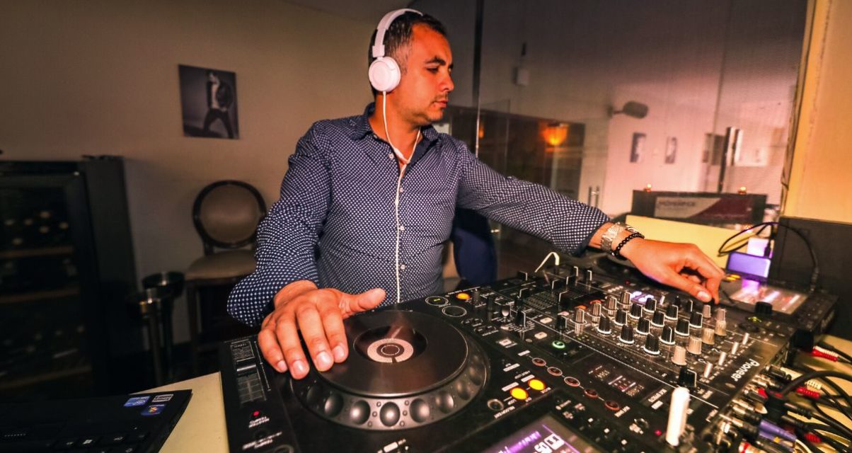 How To Balance DJing With A Full-Time Job - Digital DJ Tips